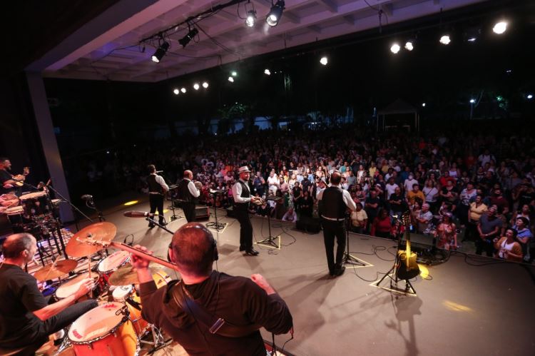 SESI - São José dos Campos - Demônios da Garoa encanta o público em São ...