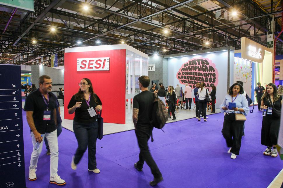 SESI - Portal - Sesi-SP marca presença na maior feira de educação do país