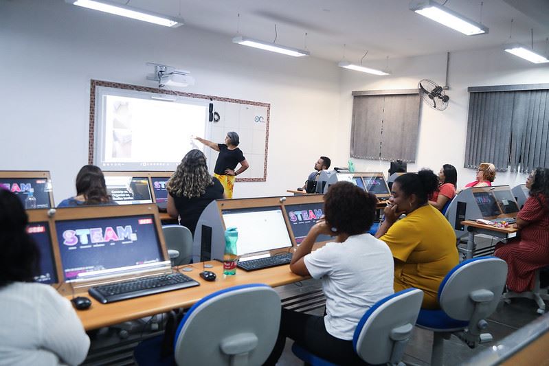 SESI - Para Você - NOVA EJA e EJA PROFISSIONALIZANTE